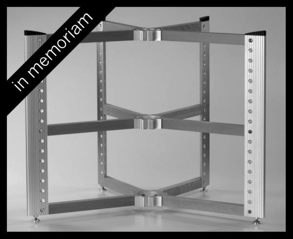 In Memoriam – das Spider-Rack von Finite Elemente | Hifi & Musik